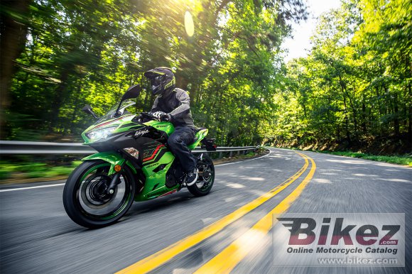 Kawasaki Ninja 400 KRT gallery